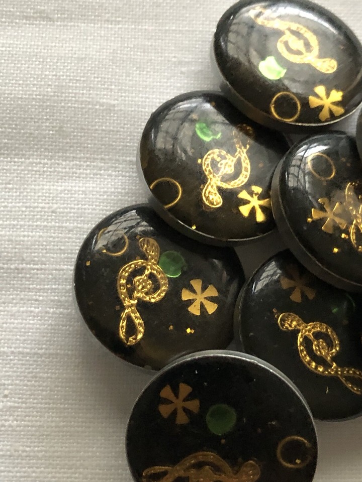 Lot Of Unusual Black & Gold Look Tin Backed Shank Buttons X 8 | eBay ...