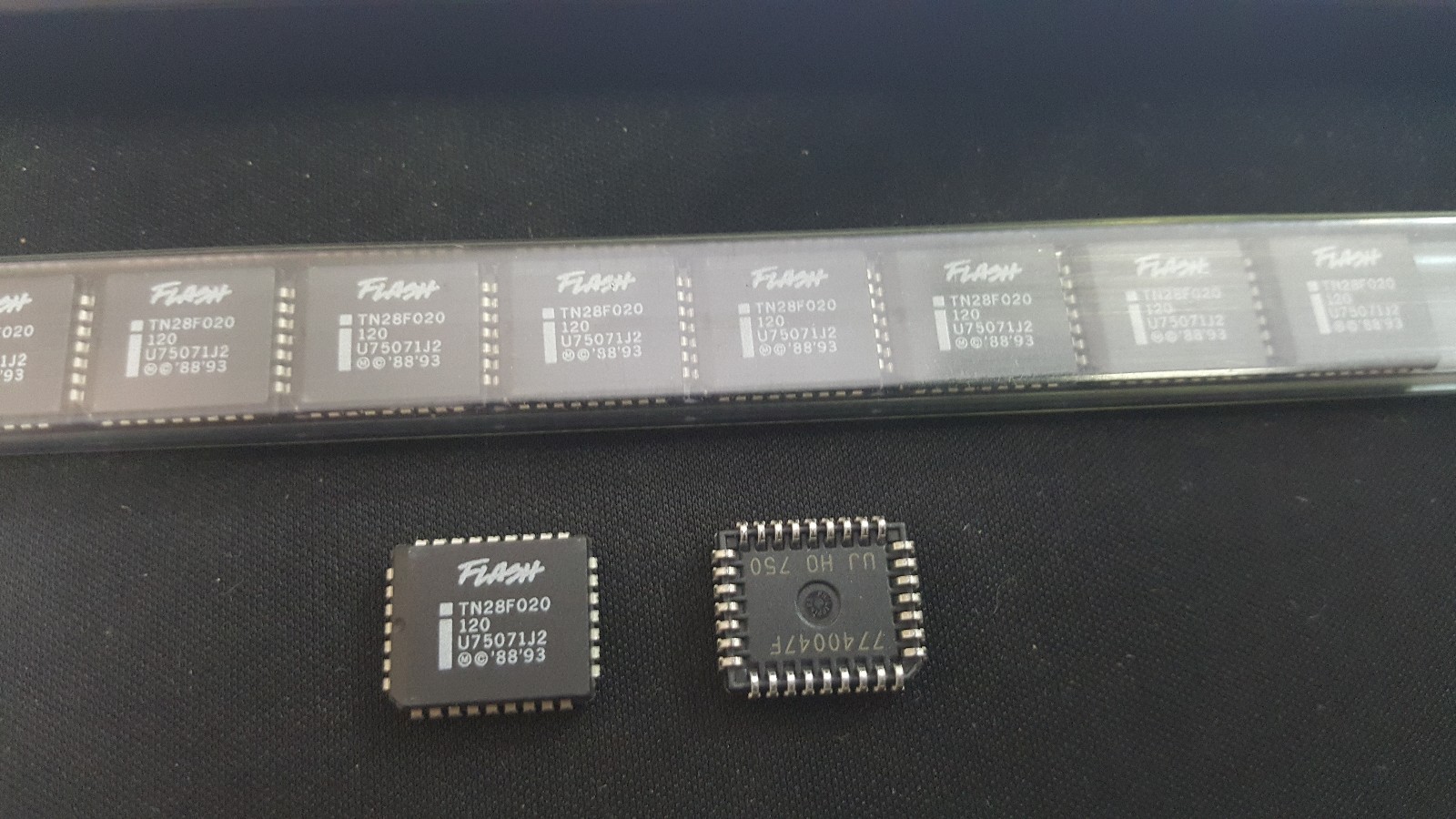 1x INTEL TN28F020-120 IC Flash Memory 2Mb 256KX8 120ns PLCC-32 OBSOLETE ...