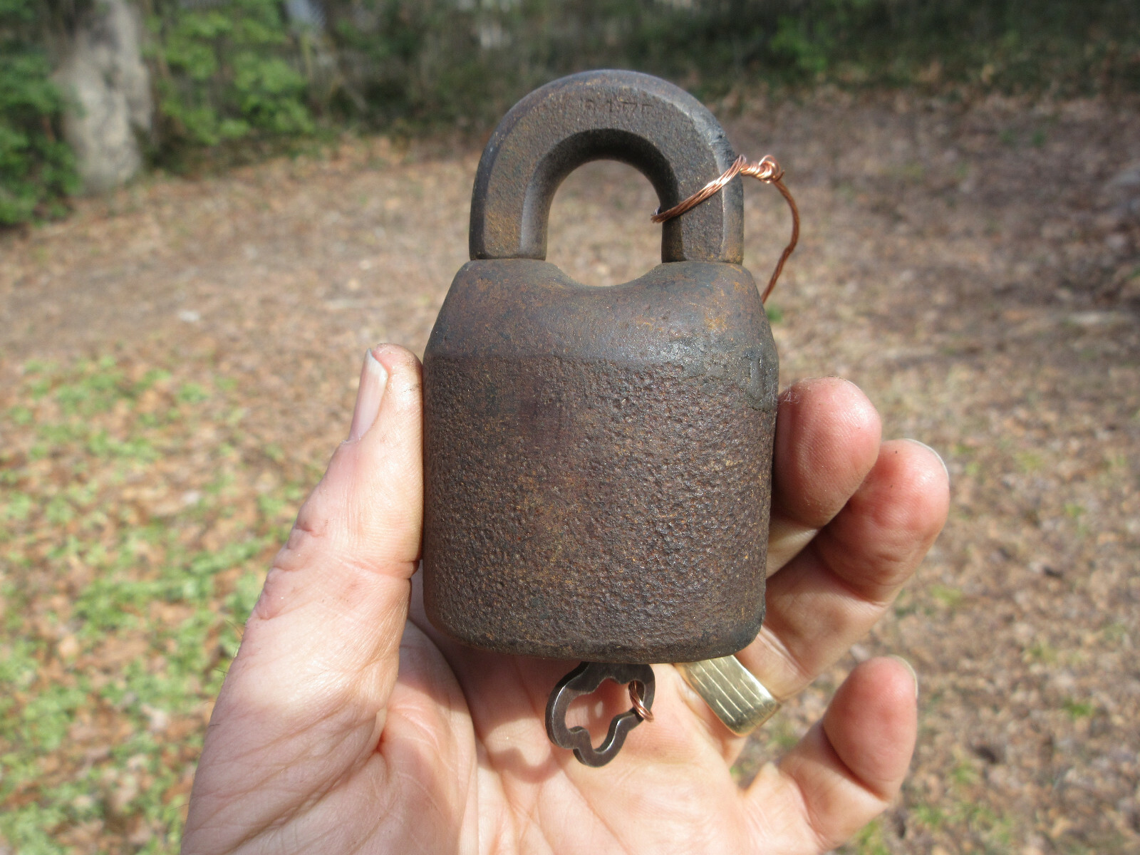 Antique Very Old Civil War site dug Bag Style Padlock 3 1/2" WORKS WITH ...