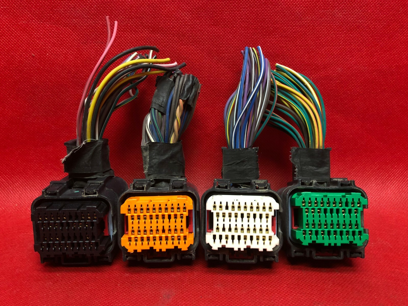 04 DODGE RAM 5.7 ECM ECU PCM 56029161AB PLUG WIRING HARNESS CONNECTORS ...