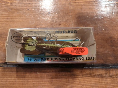 Fred Arbogast 5/8 oz Mud Bug Diving Floating Lure #22 Pre-owned In Box | eBay