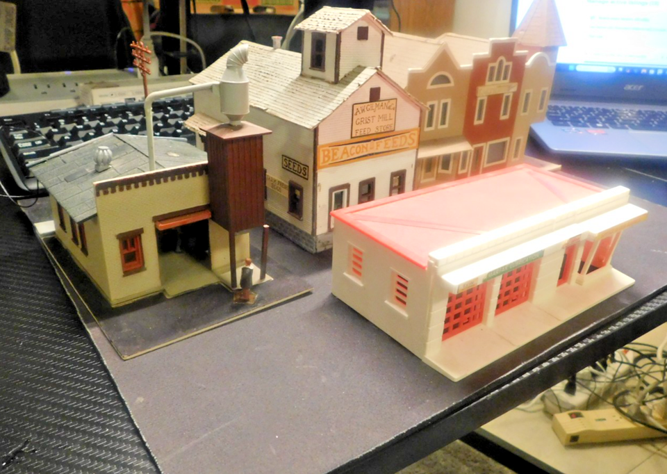 Ho Scale Retail Buildings Lot 4 (4) | eBay