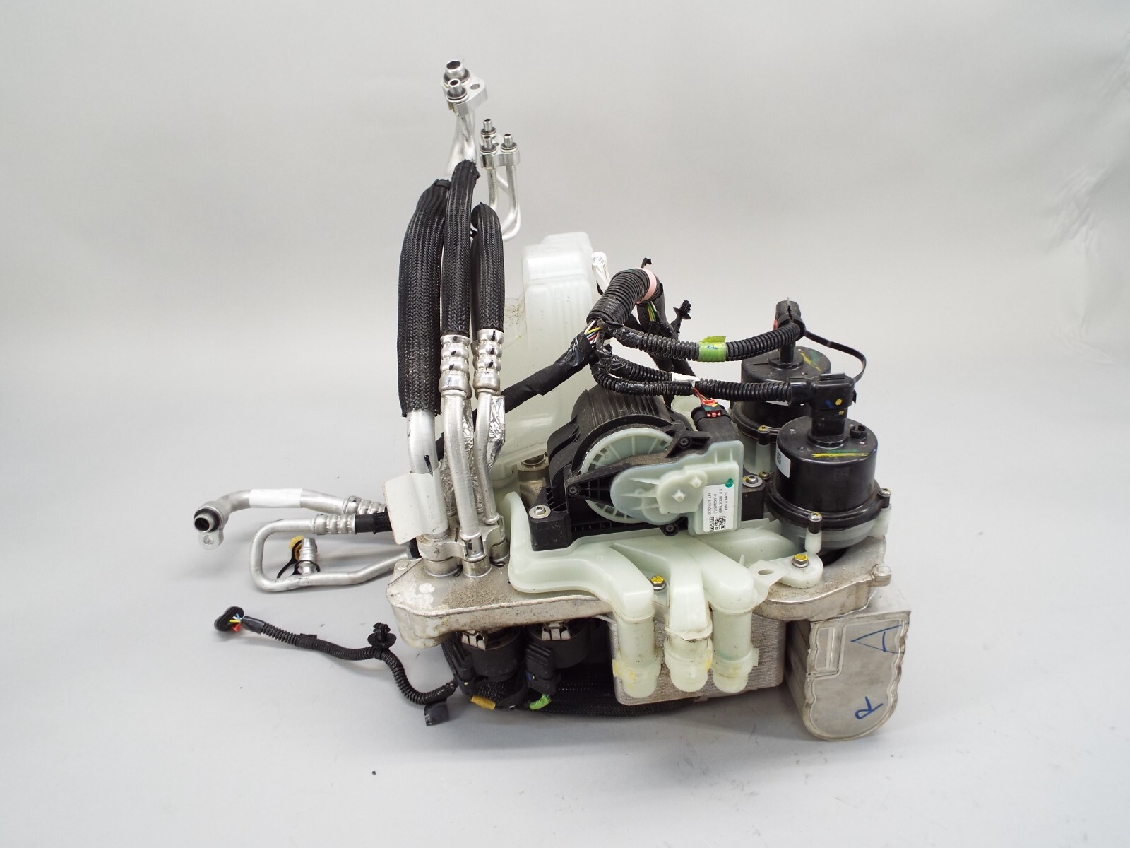 Tesla Model Y / 3 Supermanifold Assembly 1547595-00-E | eBay