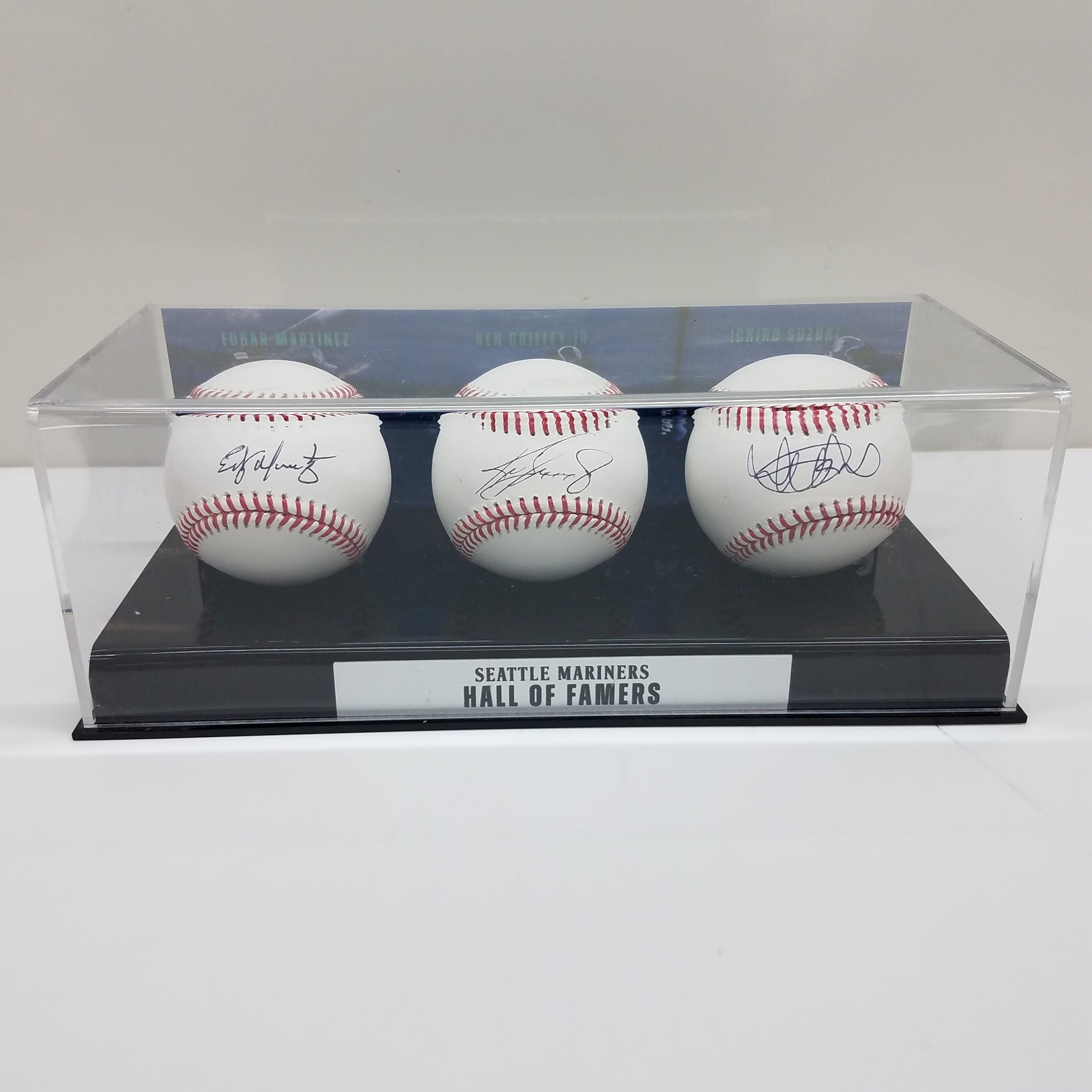 Set of 3 signed Seattle Mariners Hall of Famers baseballs in display ...