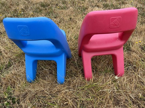 Step 2 Blue and pink Criss Cross Child Plastic Chunky Chair for Table ...