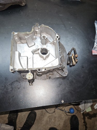 briggs and stratton 8hp oil sump crankcase #392548 from 190707 engine ...