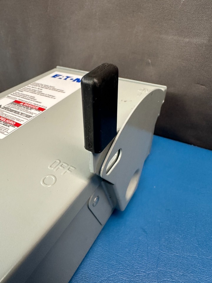 Eaton Type 3R Series-B 30A General Duty Fusible Safety Switch Enclosure ...