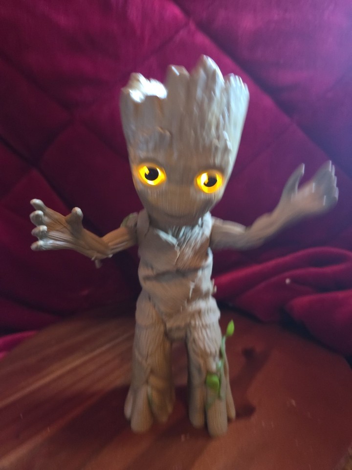Marvel Guardians Of The Galaxy Dancing Talking Baby Groot Figure Toy ...