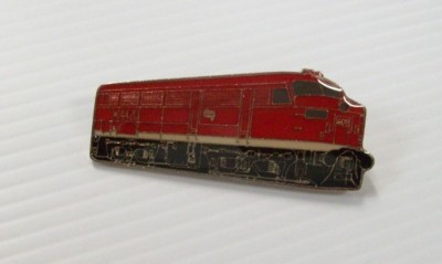 NSW 44 CLASS DIESEL LOCOMOTIVE RED TERROR LIVERY IN BADGE OR TIE BAR | eBay