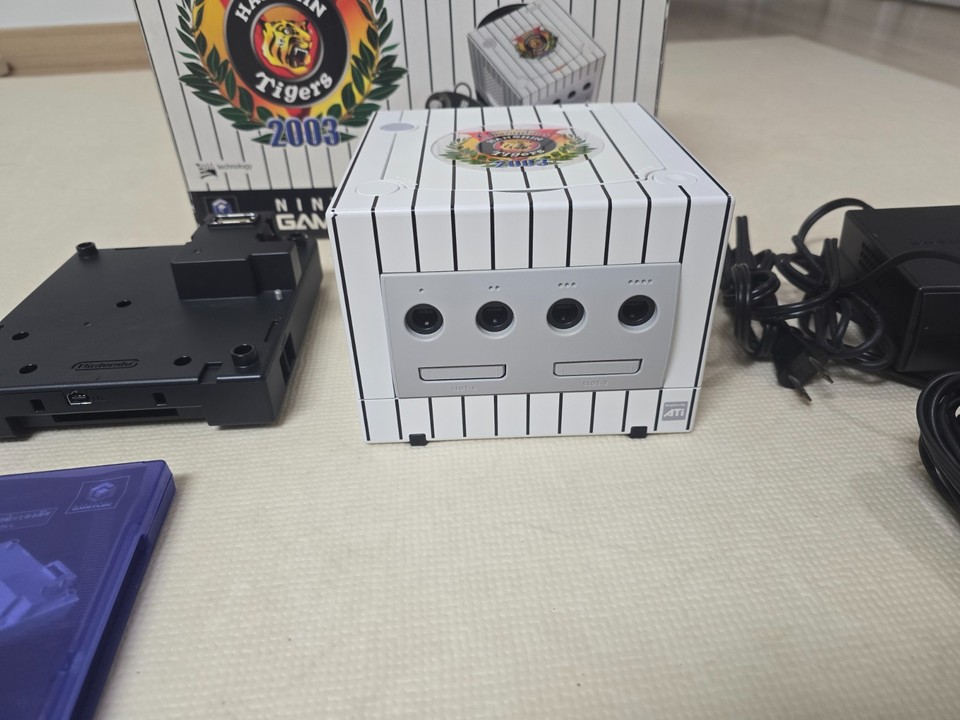 Nintendo GAME CUBE HANSHIN TIGERS champions 2003 Limited console | eBay