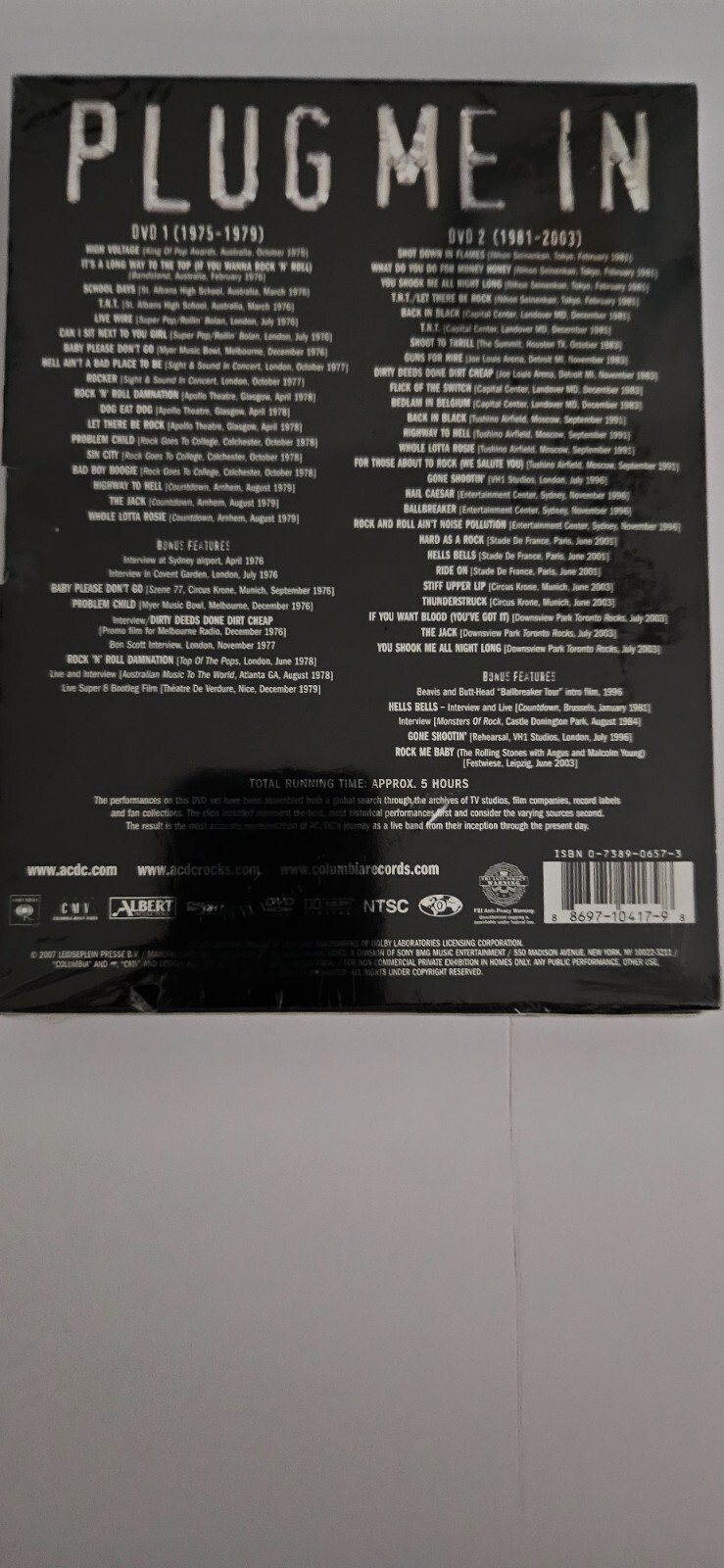 AC/DC Plug Me In The History Of Live 2-Disc DVD Box Set 886971041798 | eBay