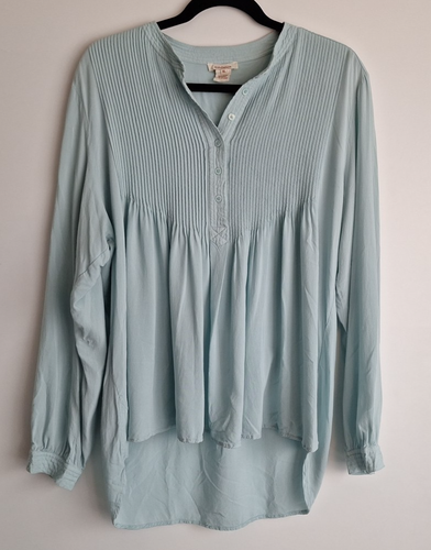 Sundance Catalog Long Sleeve Boho Pintuck Soft Blue Top Size XL EUC | eBay