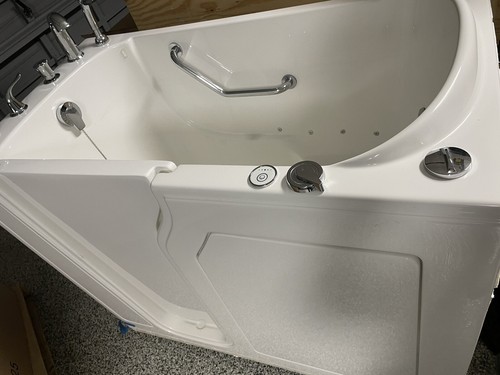 WALK-IN TUB WHIRLPOOL JETTED New 2022 $16000 | eBay