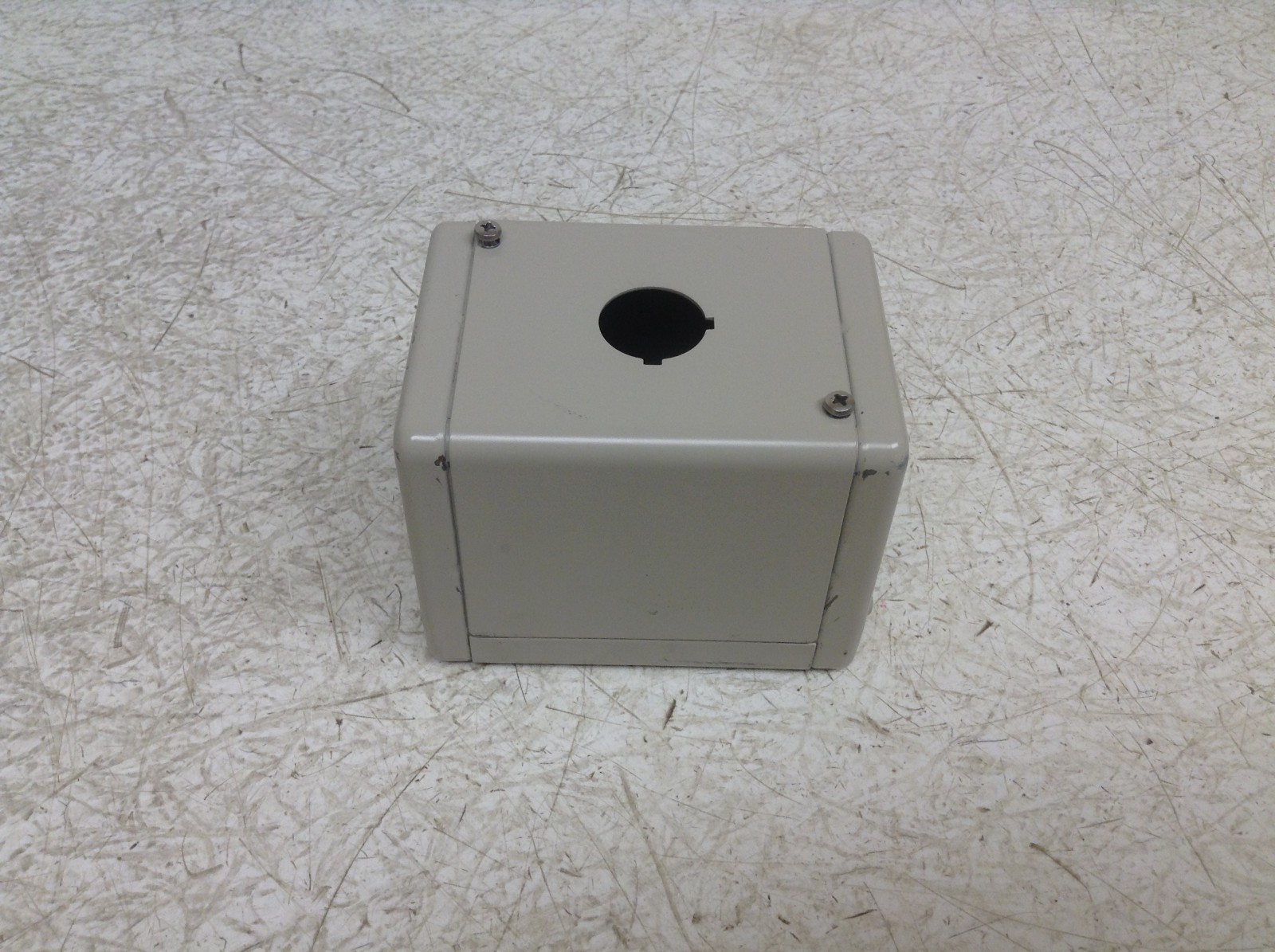 Fuji FE AHX921A 1 Push Button Enclosure AHX 921A | eBay