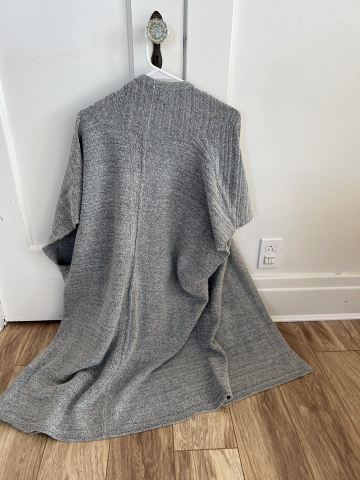 UNIVERSAL THREAD Womens Cardigan Sweater Heather Gray Size One Size ...