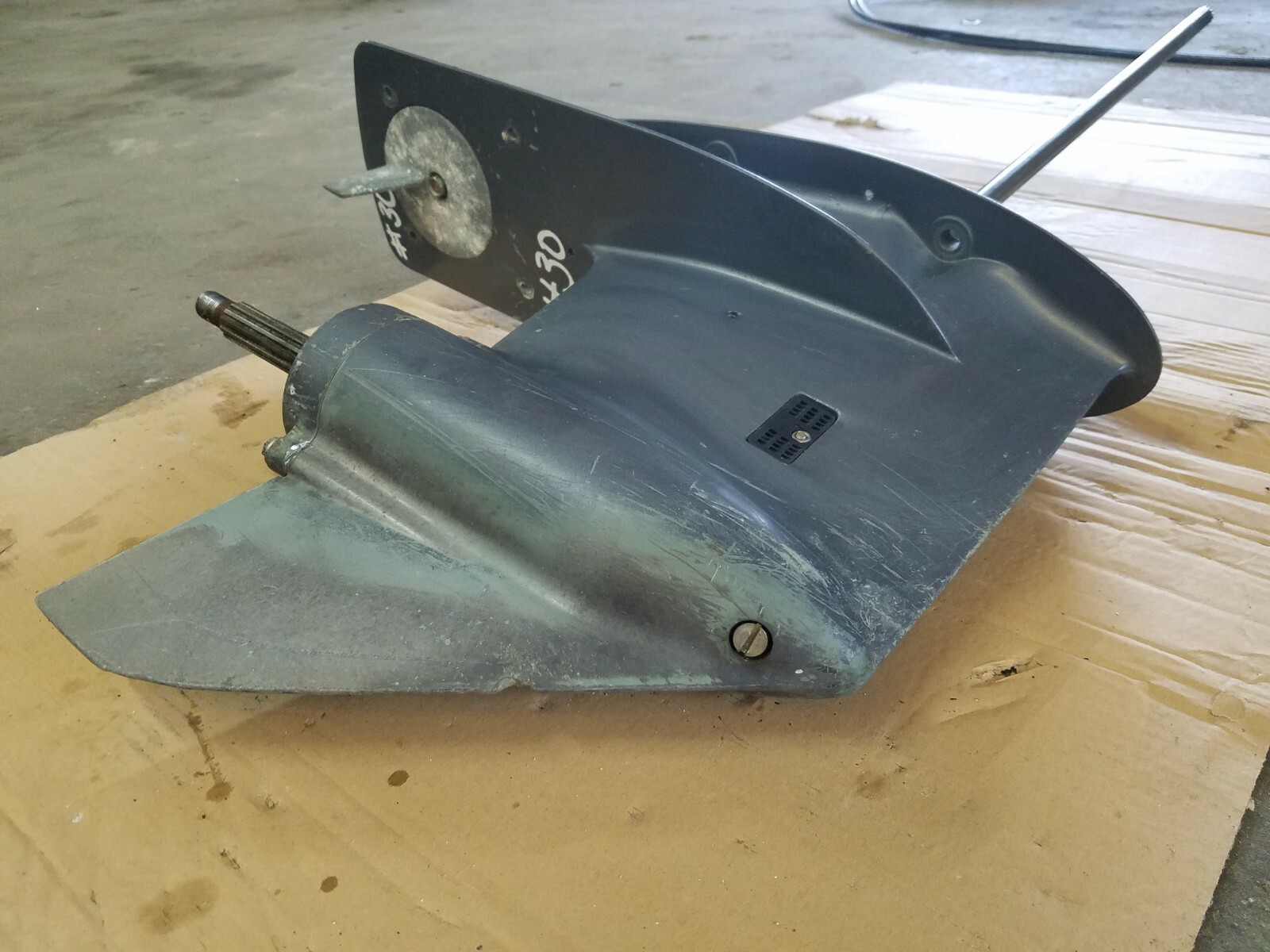 Yamaha 40 2 stroke Outboard Lower Unit 20" Shaft | eBay