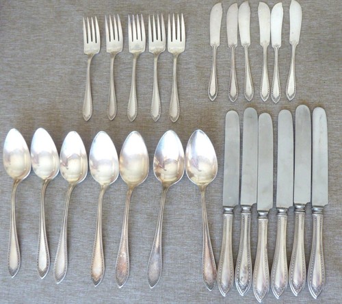 LOT OF 24 VINTAGE SILVERPLATE COMMUNITY "1910 SHERATON" FLATWARE | eBay