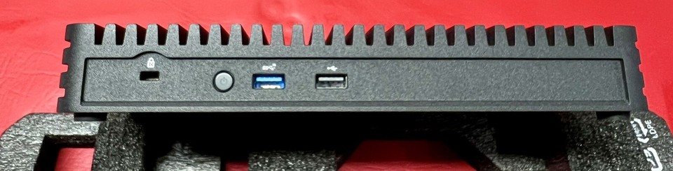 NEW- Intel BKCMCR1ABC CMCR1ABC NUC Rugged Chassis Element - Free ...