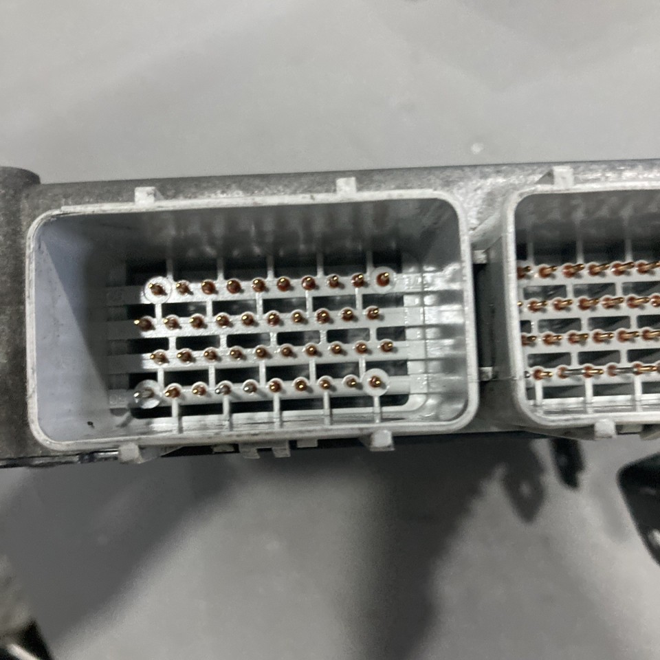 2003 Dodge Caravan ECU/ECM P04727319AD | eBay