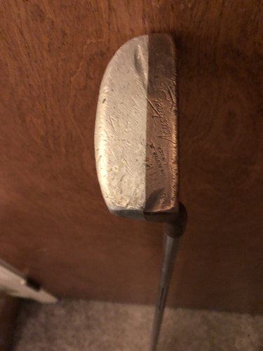 VINTAGE ACUSHNET Bulls Eye John Reuter Jr ML O S F TM6 PUTTER Pre ...
