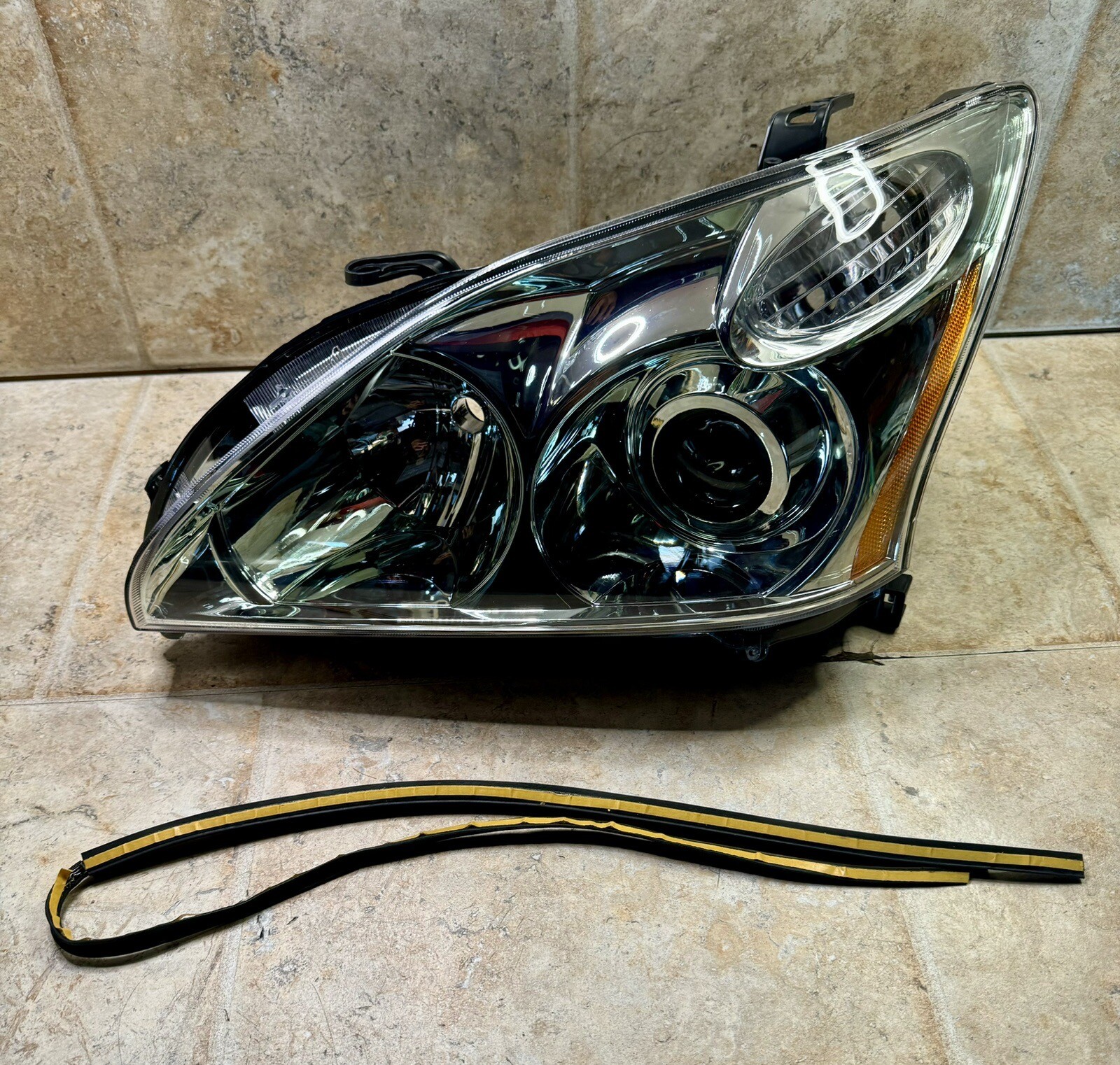 2004-2009 Lexus RX330 RX350 Left LH Driver Side Xenon HID Non-AFS ...