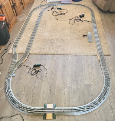 lionel o gauge fastrack layout, TESTED | eBay