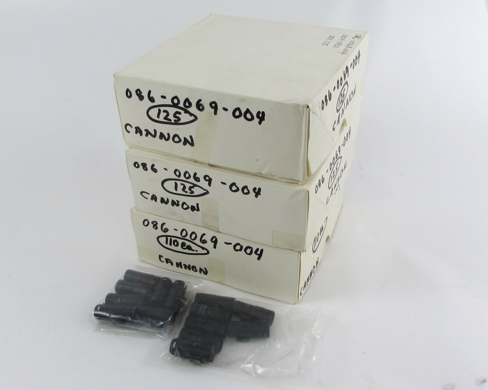 Lot of (370) ITT Cannon 086-0069-004 Single Key Slot | eBay