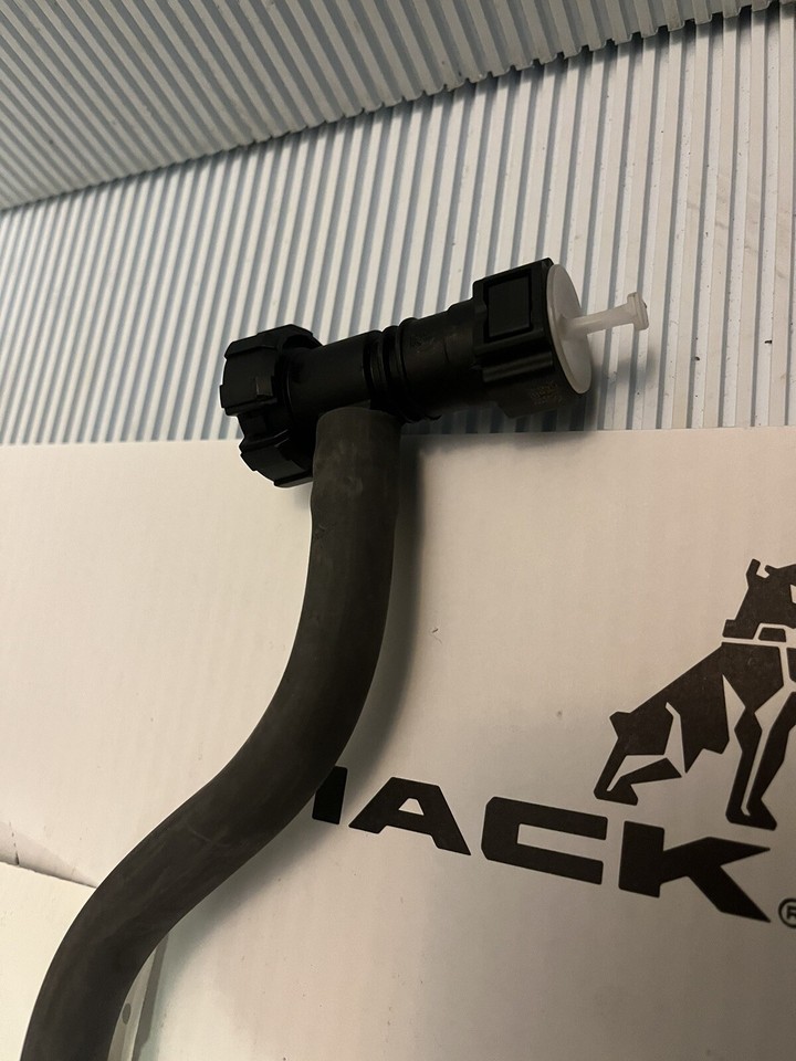 OEM MACK/VOLVO MAIN FEED FUEL HOSE P/N 22513109 | eBay