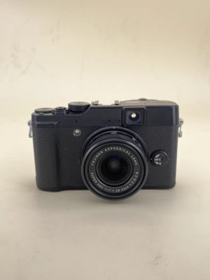 FUJIFILM X10 12MP 4x Zoom Digital Camera with Fujinon 28-112mm Lens ...