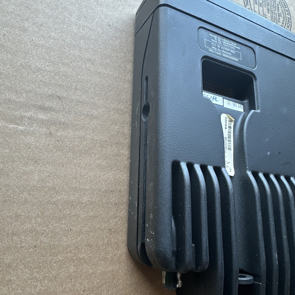 Motorola MCS2000 M01HX+725W M01SKN9PW6AN UHF 450-512 | eBay
