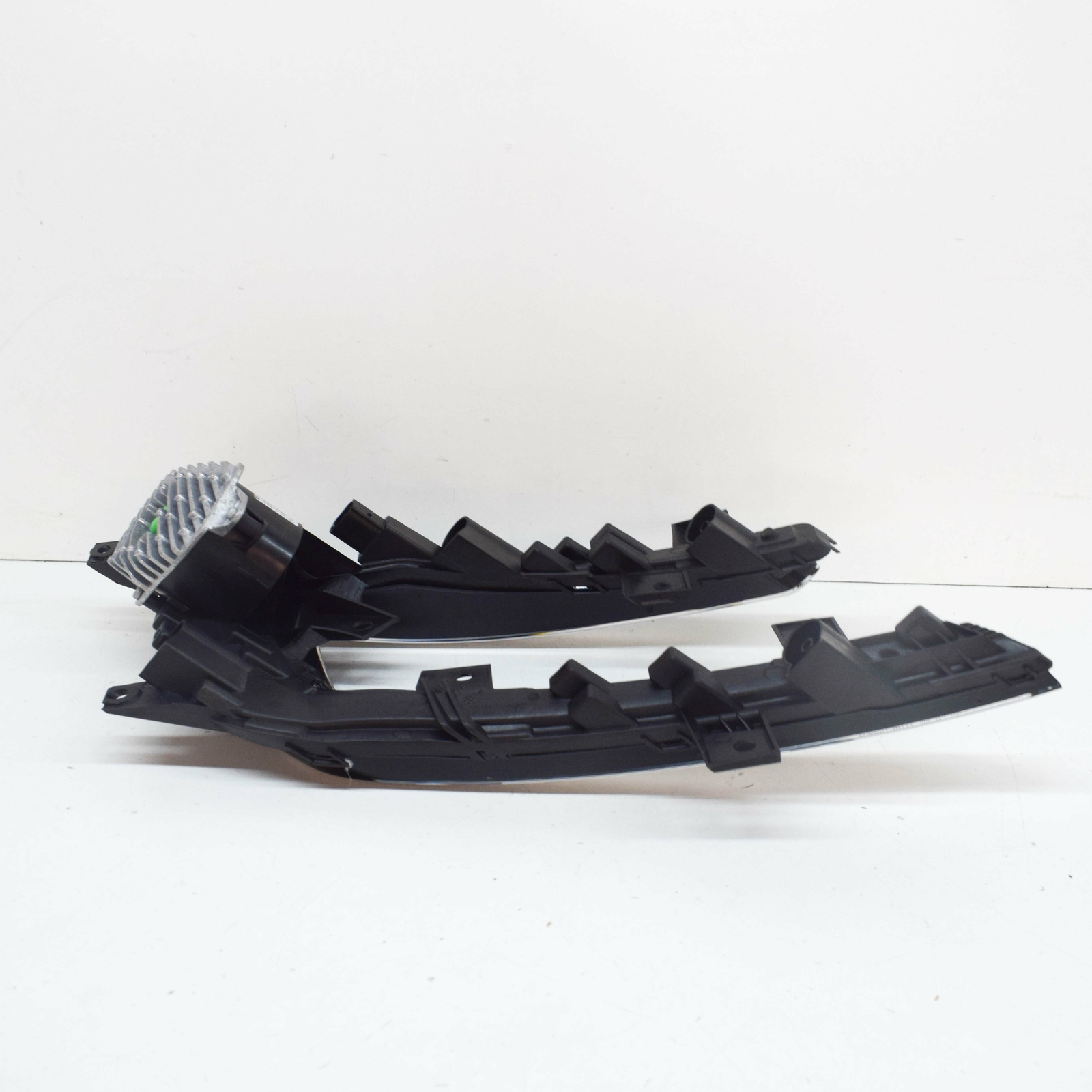 VW Golf Mk7 GTE Genuine Left LED Running Light Fog Set 5GE941055B and ...