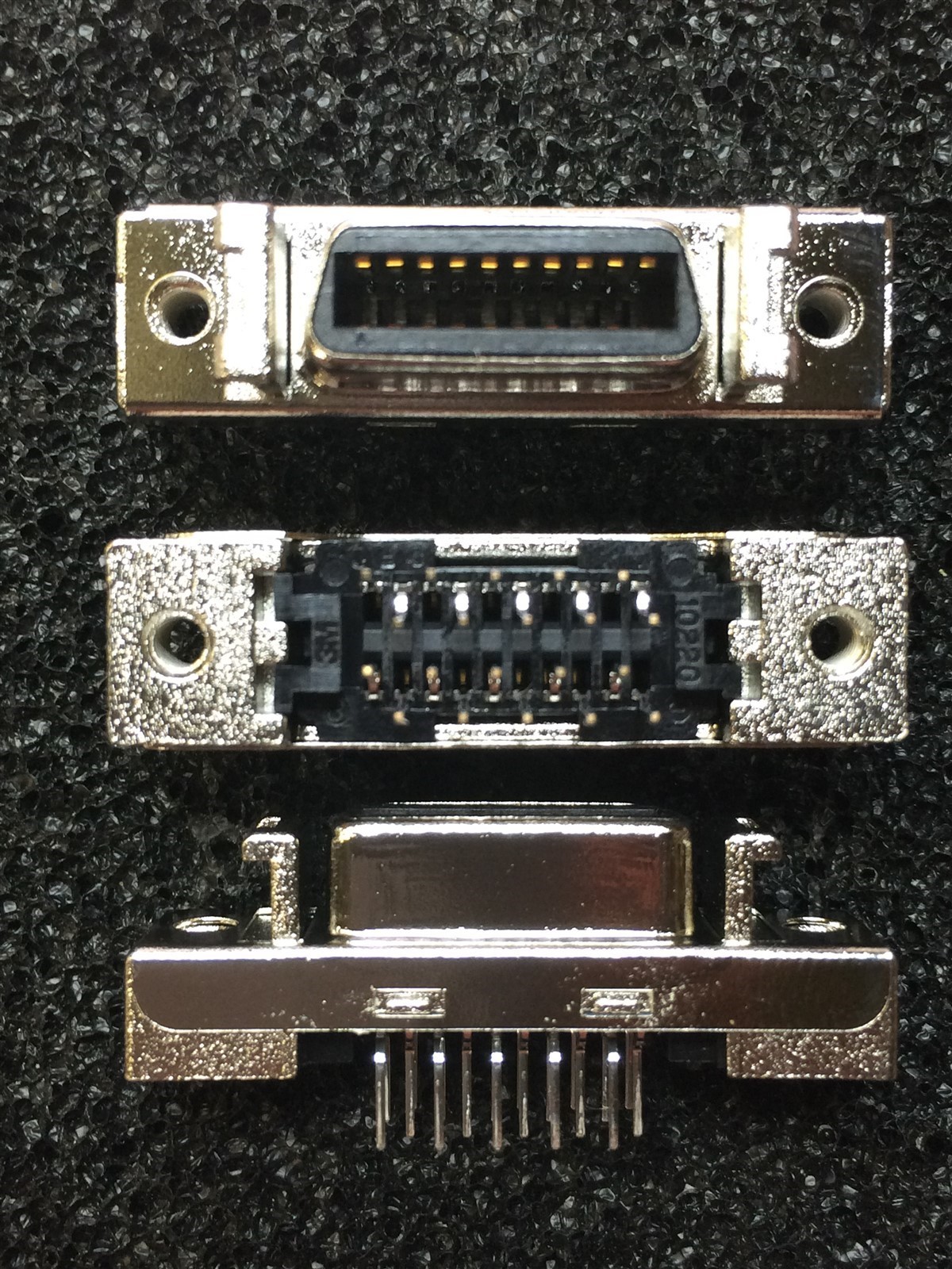 3M 10220-6212vc D-sub Micro-d Connectors 20p Vertical Shield Receptor ...