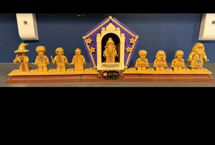 Lego Harry Potter 20th Anniversary Golden Minifigures Set Of 9 Exc ...