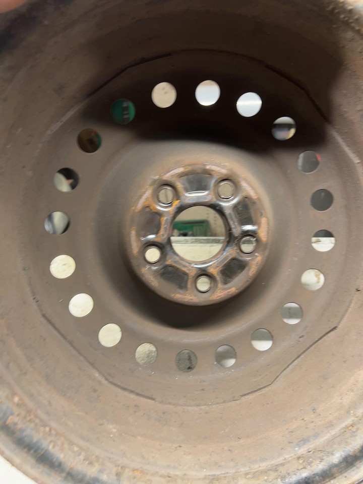 2005-2006 HONDA ELEMENT Wheel 16x6-1/2 Steel 20 Hole Rim 5 Lug 115mm ...
