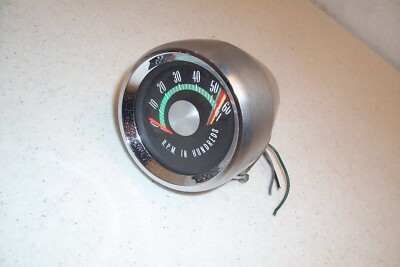 64 65 66 67 68 OLDSMOBILE OLDS CUTLASS 442 CONSOLE TACHOMETER W/CUP ...