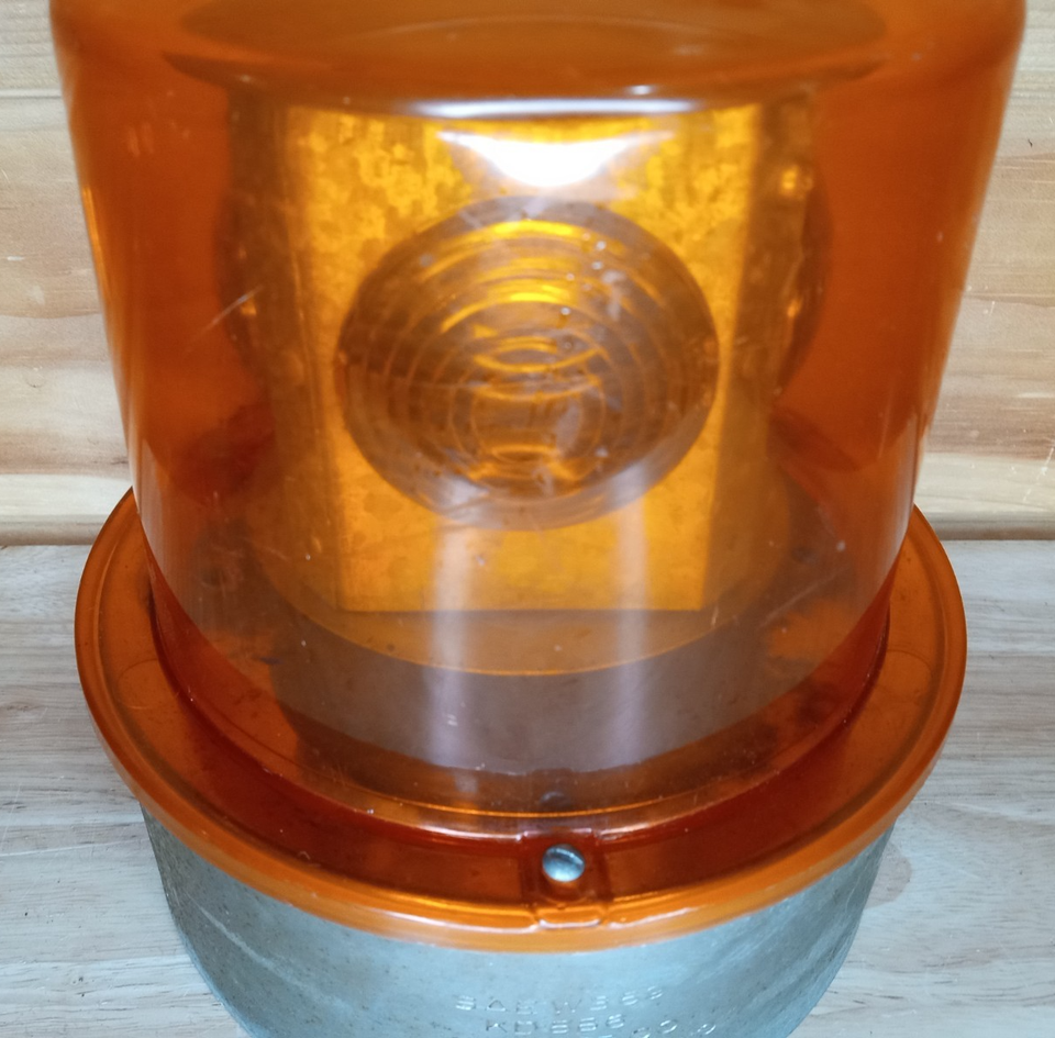 Vintage KD Lamp Co Model 886 Amber Rotating Beacon Light Cincinnati ...
