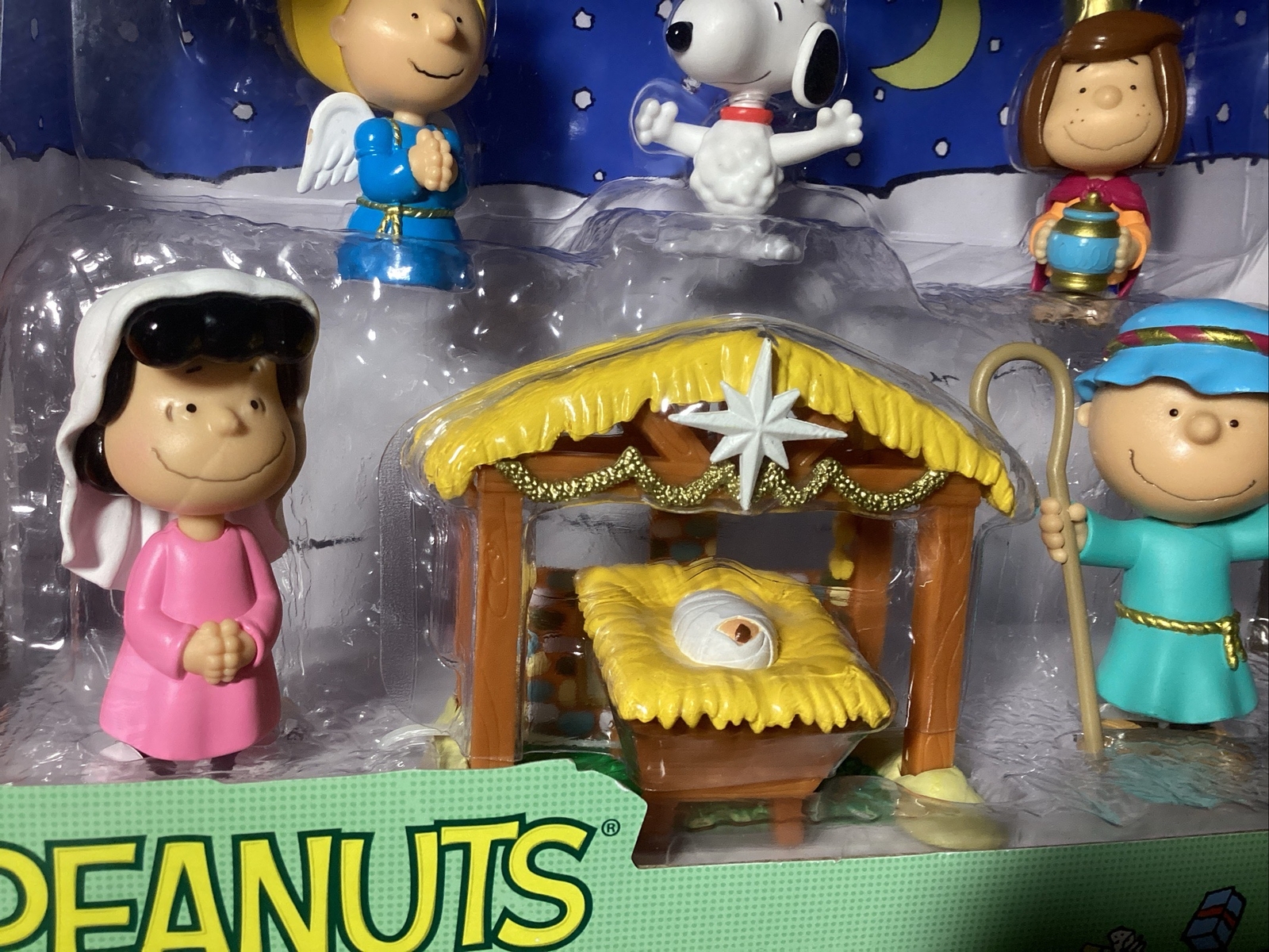 Peanuts Nativity Figures Deluxe Set Manger Baby Jesus Brand New in Box ...
