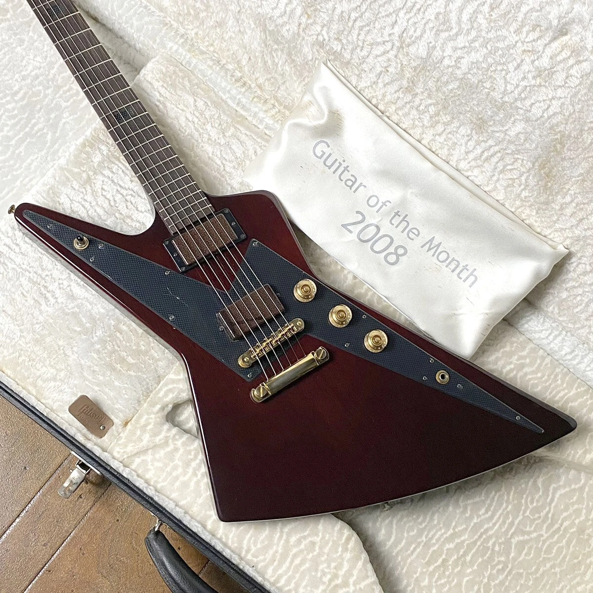 Gibson Explorer Reverse