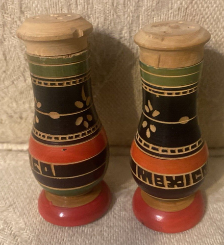 Vintage MEXICO Handmade Wooden Souvenir 3.5" Salt and Pepper Shakers ...