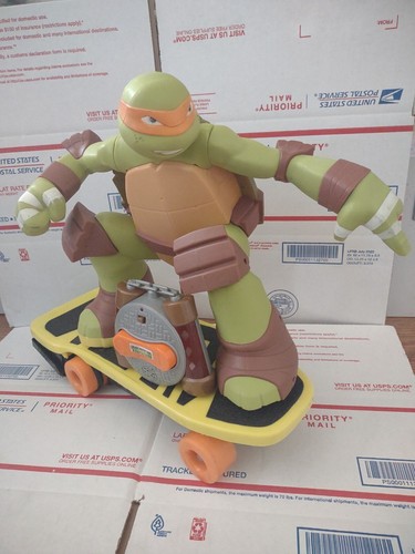 Teenage Mutant Ninja Turtles RC Skateboarding Mikey W Remote Control ...