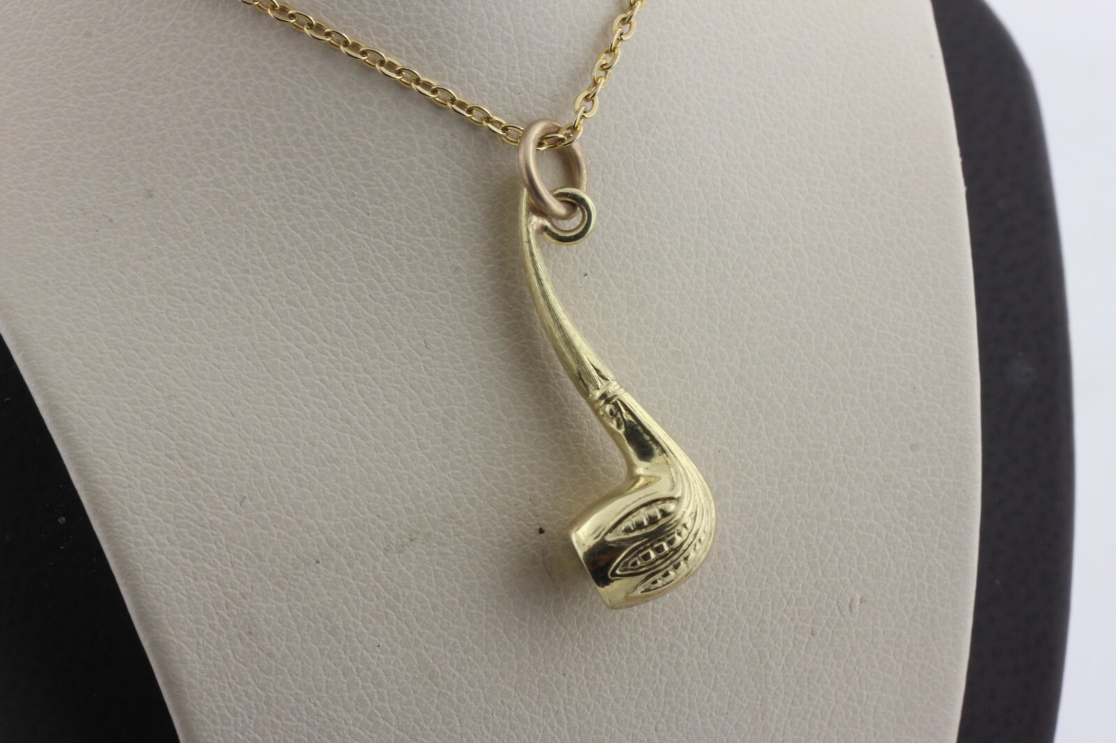 14k Yellow Gold Tobacco Cigar Smoke Pipe Charm Pendant - Gem