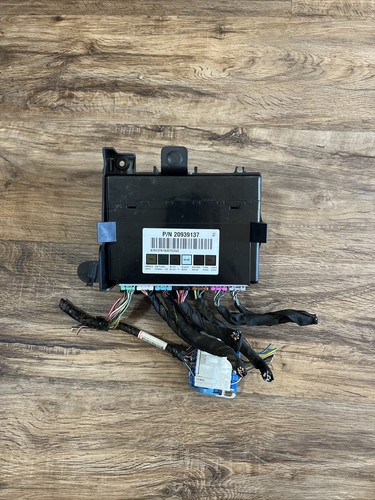 2007- 11 Sierra Silverado Body Control Module Computer BCM OEM 20939137 ...