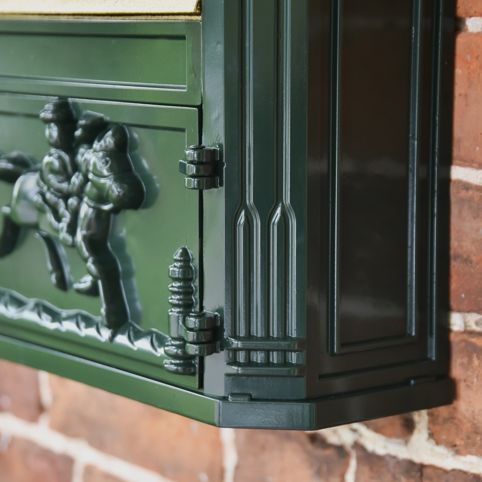 "Huntley" Dark Green Wall Mounted Post Box - Lockable Letter Mail Box ...