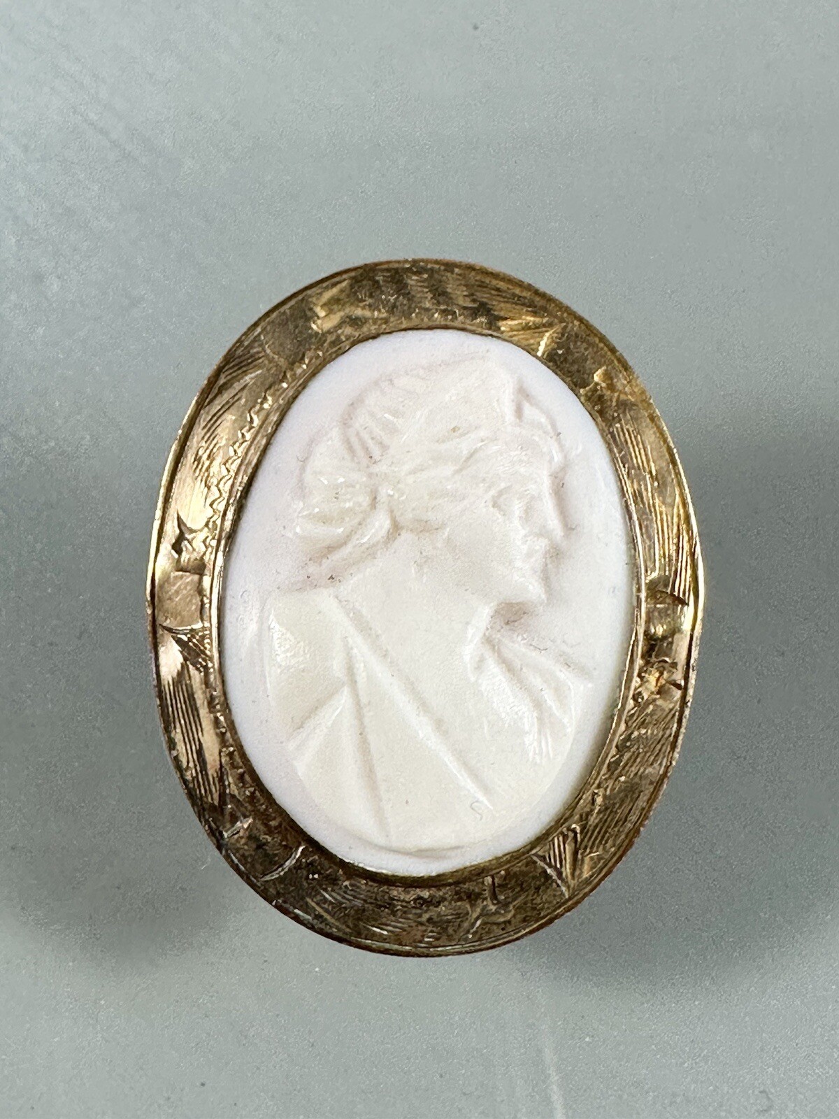 Antique Gold Filled Victorian White & Pink Cameo Pres… - Gem