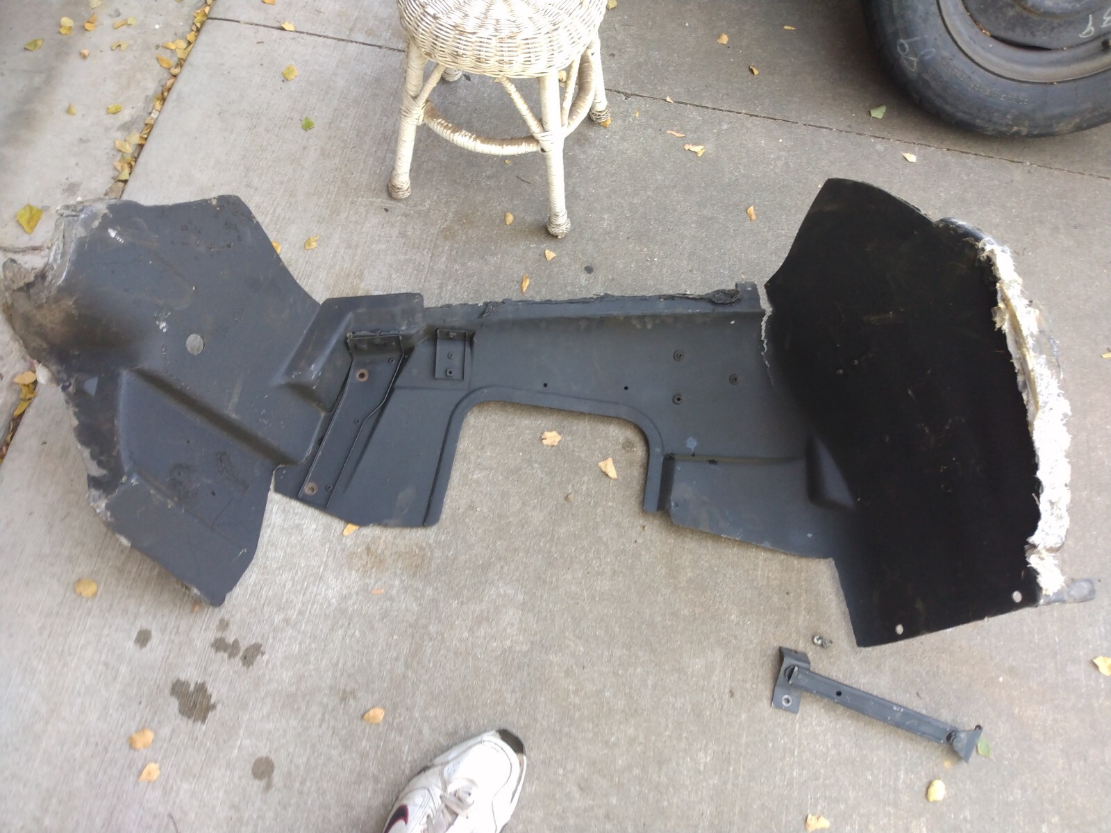 C2 Corvette Front Inner Fenders 63 64 65 66 67 BLACK LH/RH Pair 1966 ...