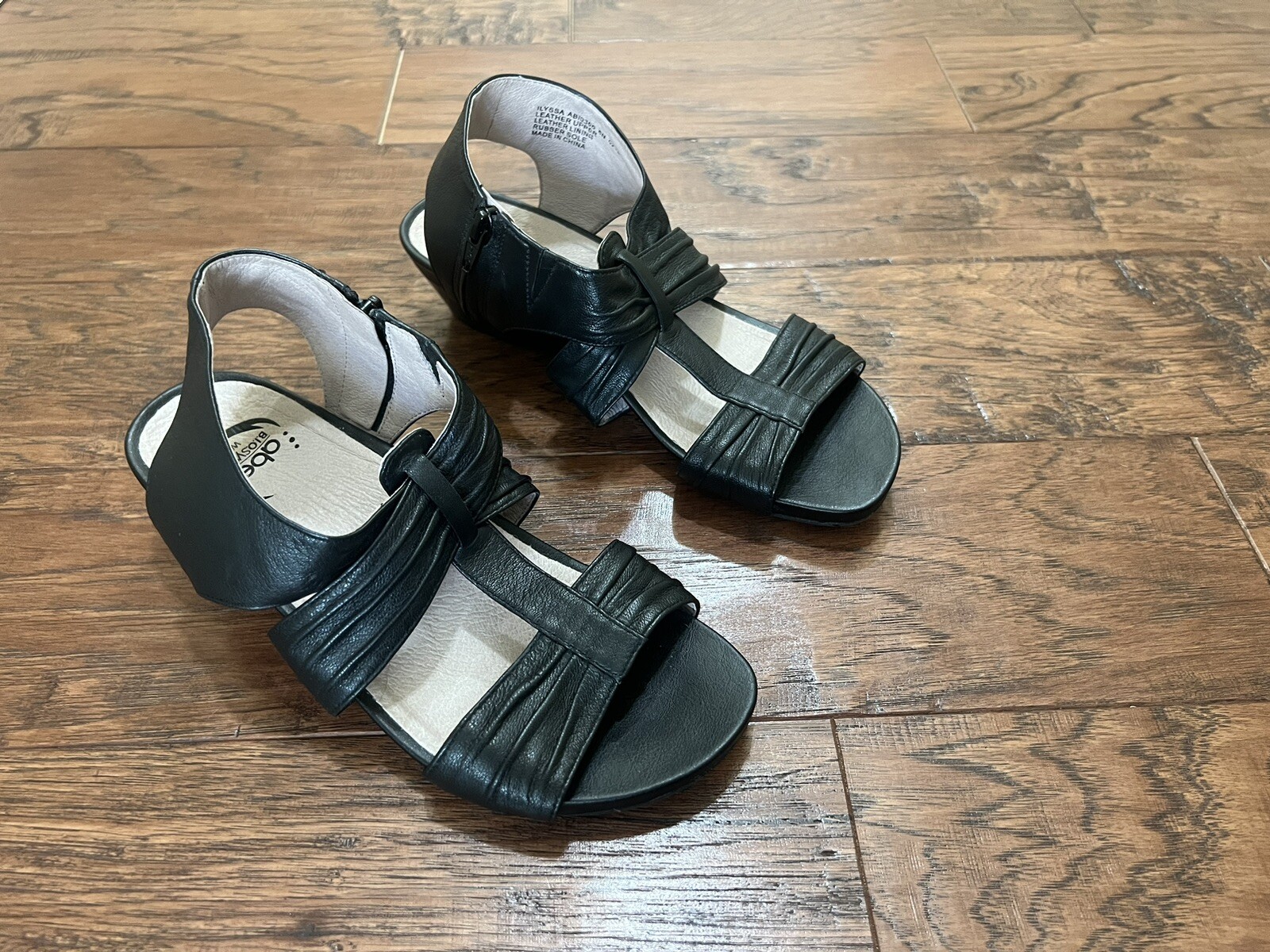 Abeo BioSystem Ilyssa NEW Women’s Size 8 Black Leather Wedge Heel ...