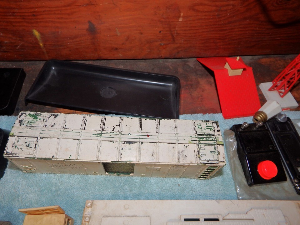 Model Train Parts Supplies Lionel Vintage railroad LOT #1 Lionel ...