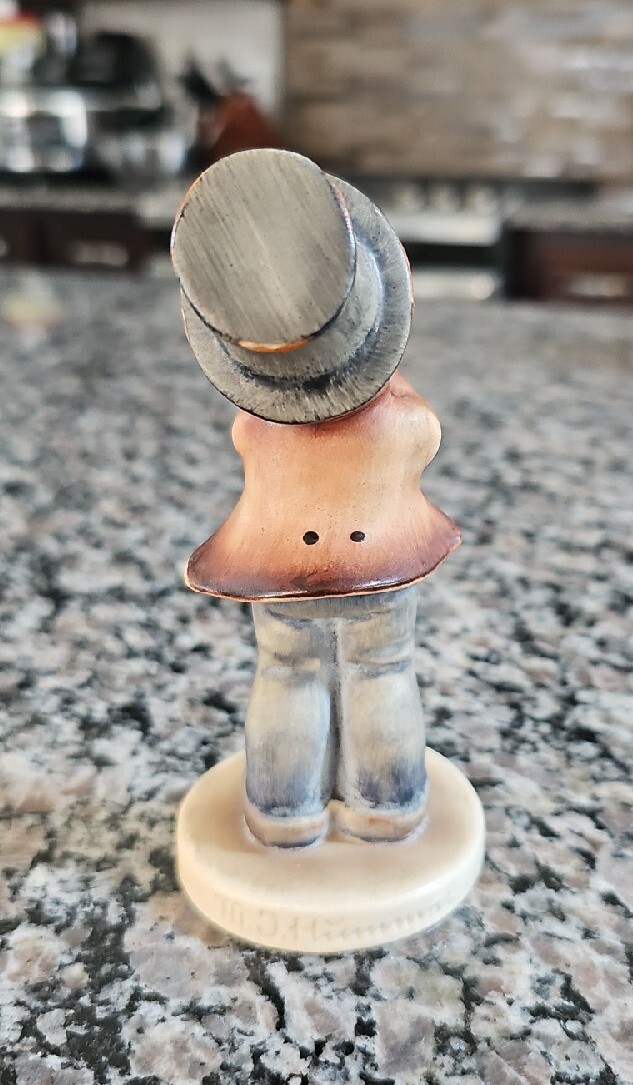 Goebel M.I. Hummel # 85/0 "Serenade" 5.125" Incised Full Bee TMK-2 ...