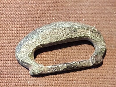 Very rare Roman military bronze strap buckle. Please read description ...
