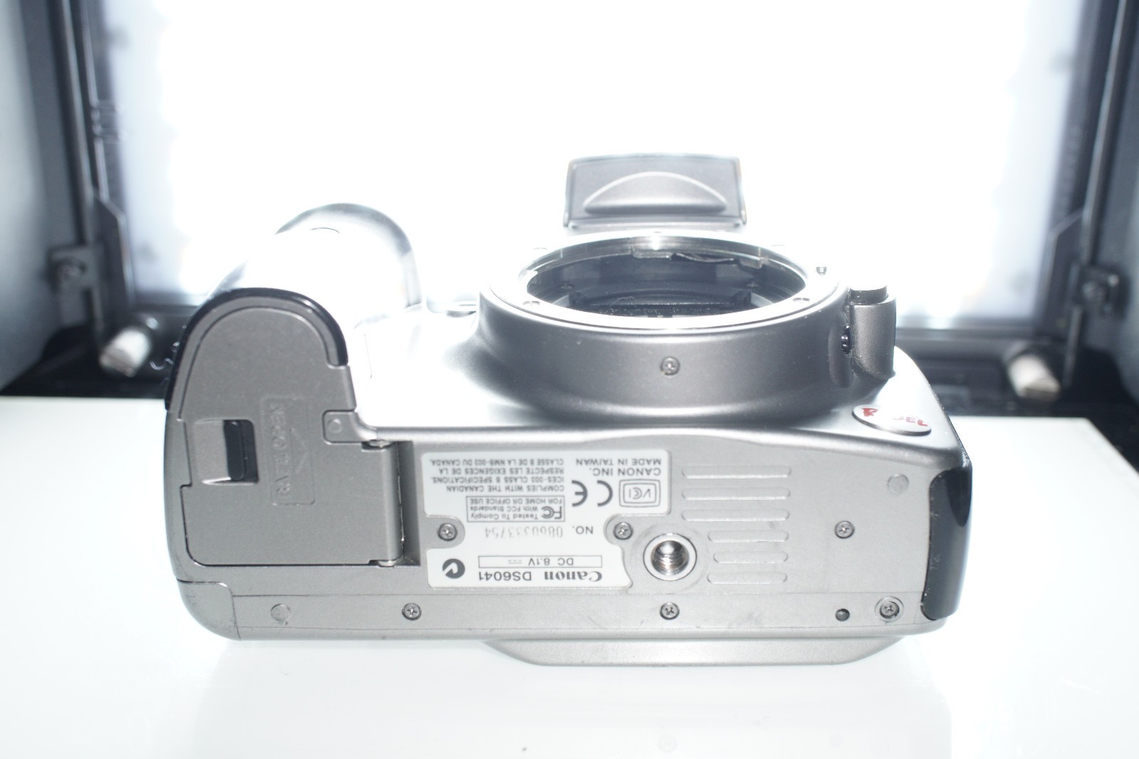 Canon EOS Digital Rebel / EOS 300D 6.3MP Digital SLR Camera - Silver ...